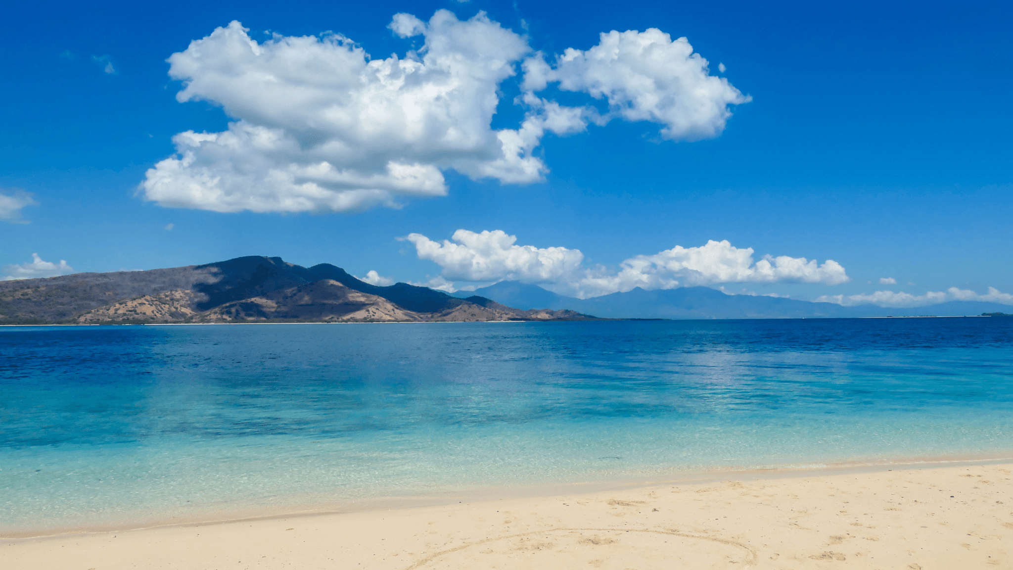 7 Must-Visit Beach Paradises for Your Dream Vacation - Travel With Glen