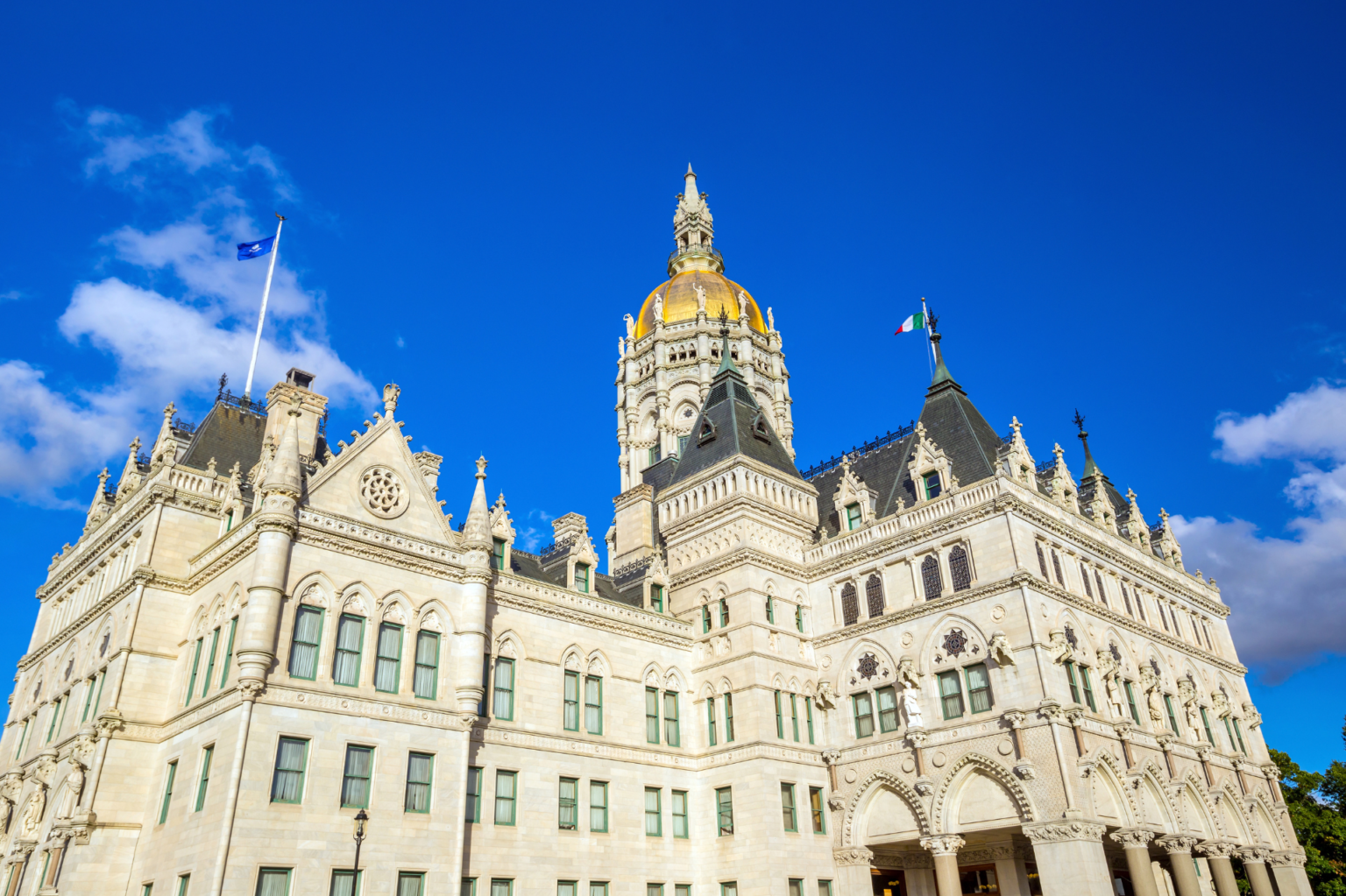what are some famous landmarks in connecticut - Travel With Glen